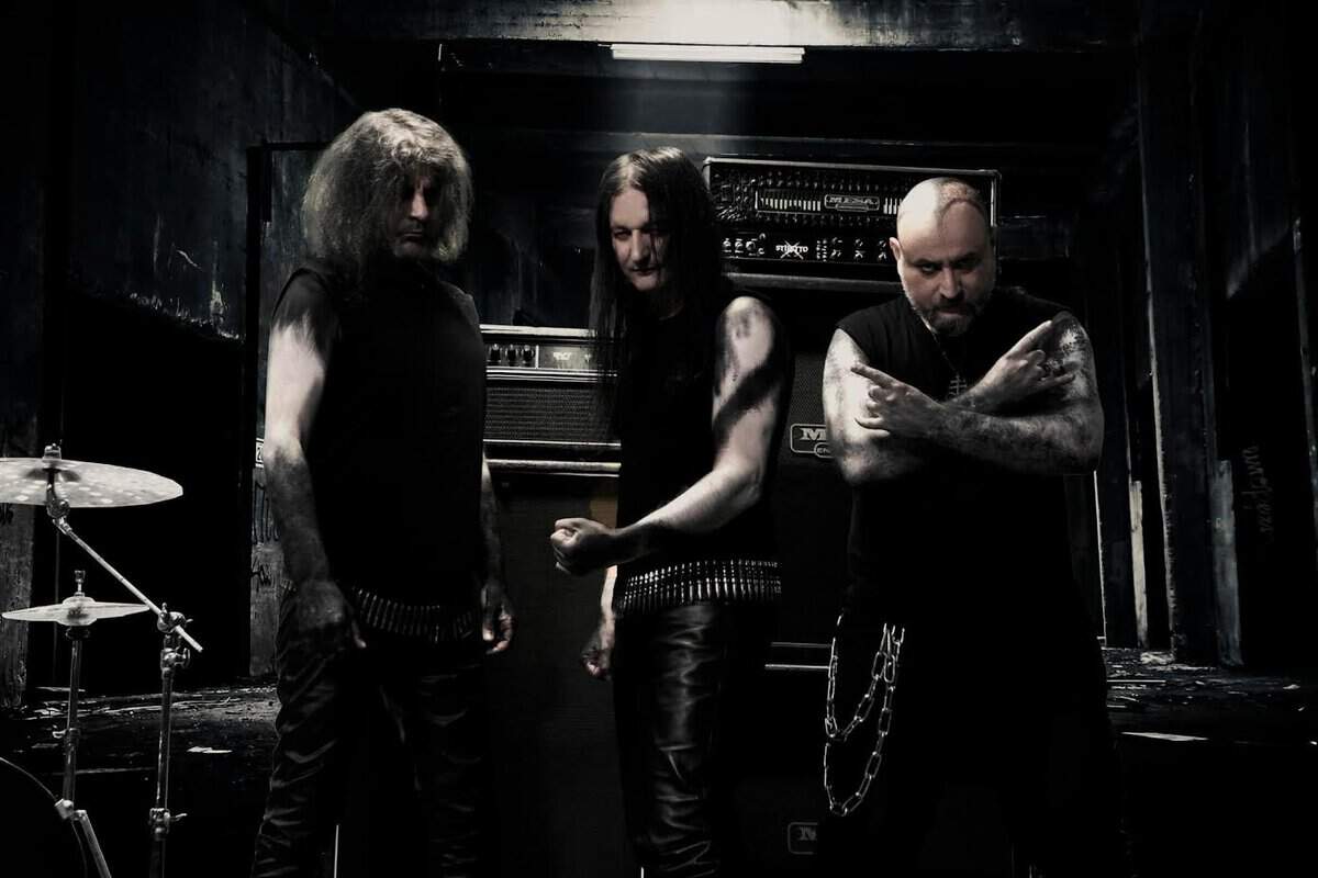 Οι Deviser μοιράζονται ένα full show video από την τελευταία τους ...